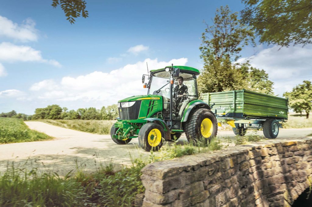 John Deere 4066R - Powercut