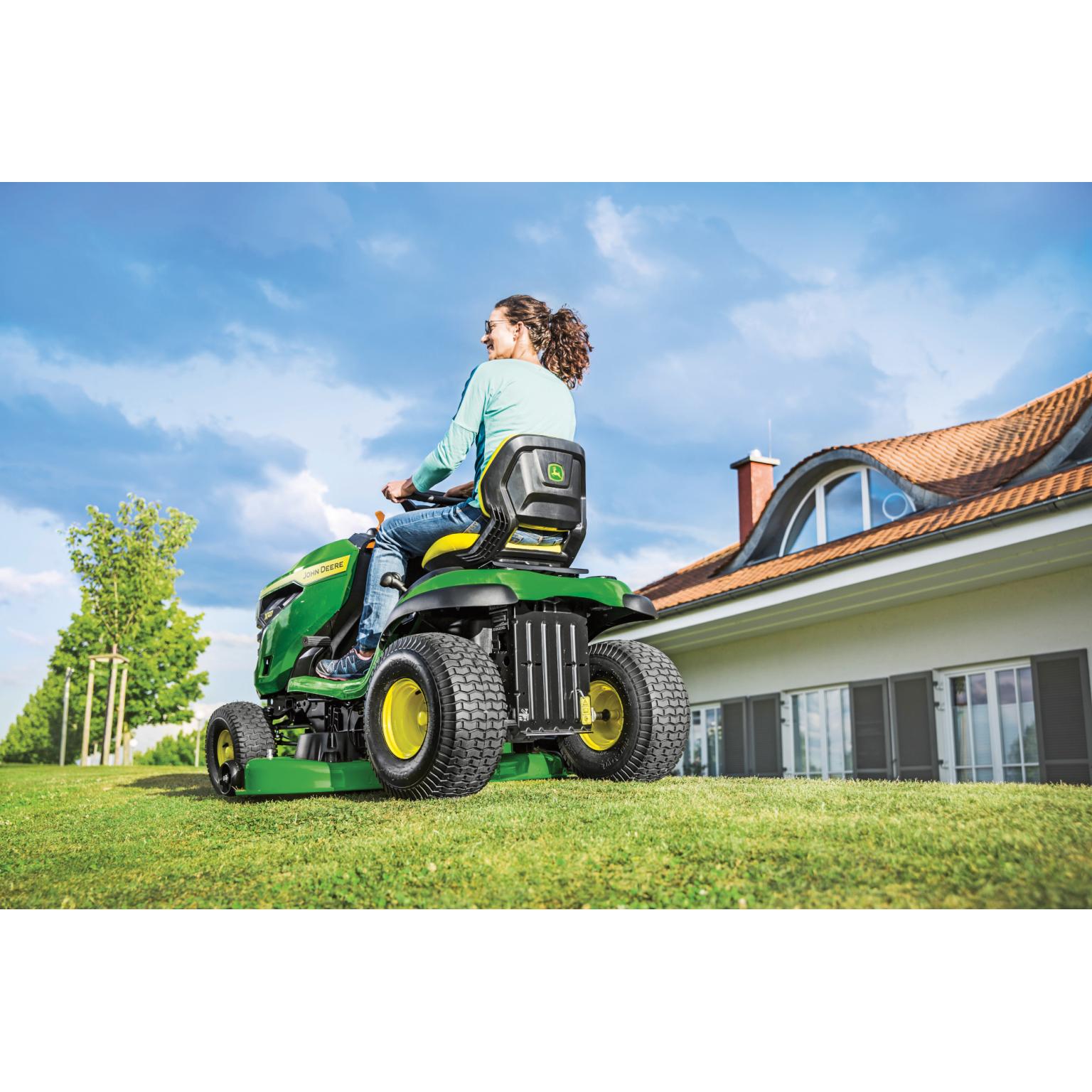 John Deere X127 - Powercut