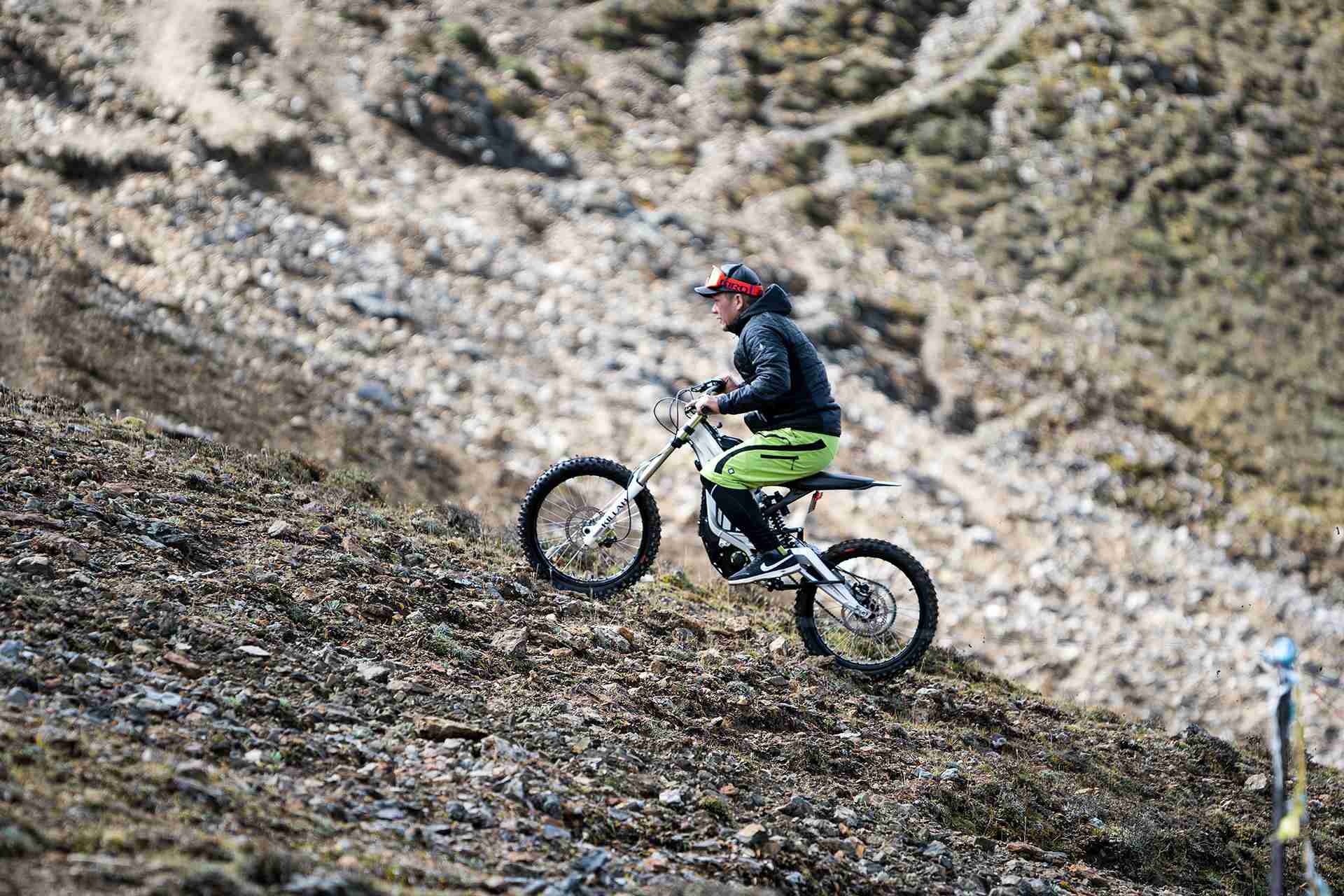 surron-bikes-wales_DSC0303-2 - Powercut